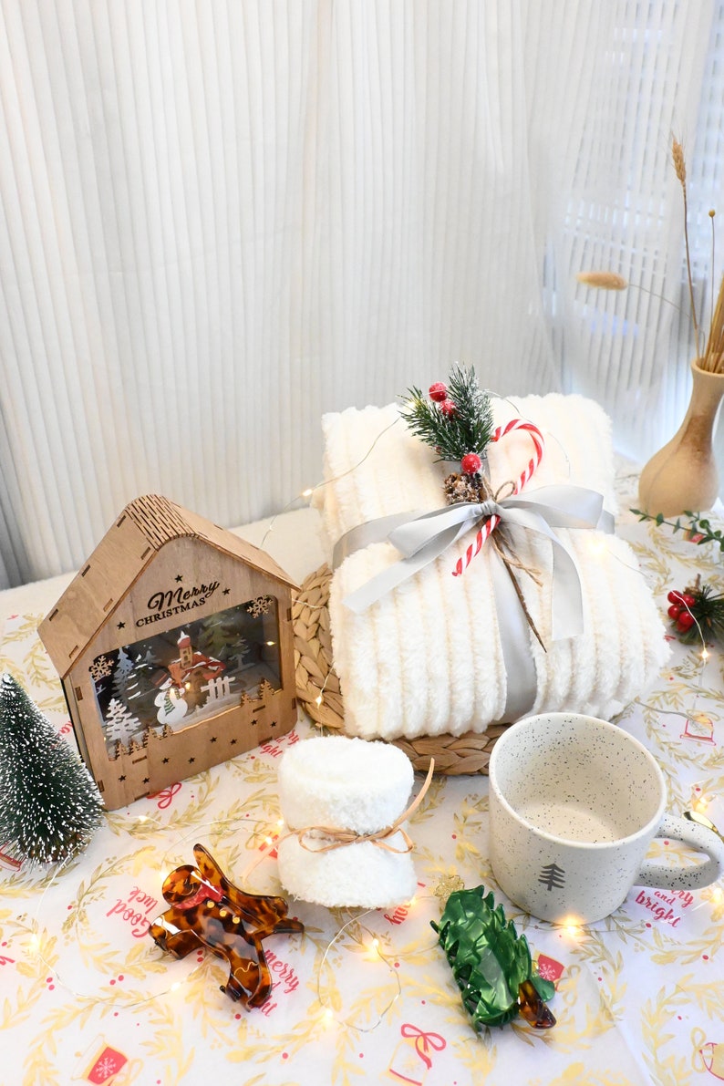 Christmas Gift Box, Cozy Plush Blanket, Hygge Holiday Gift - Etsy