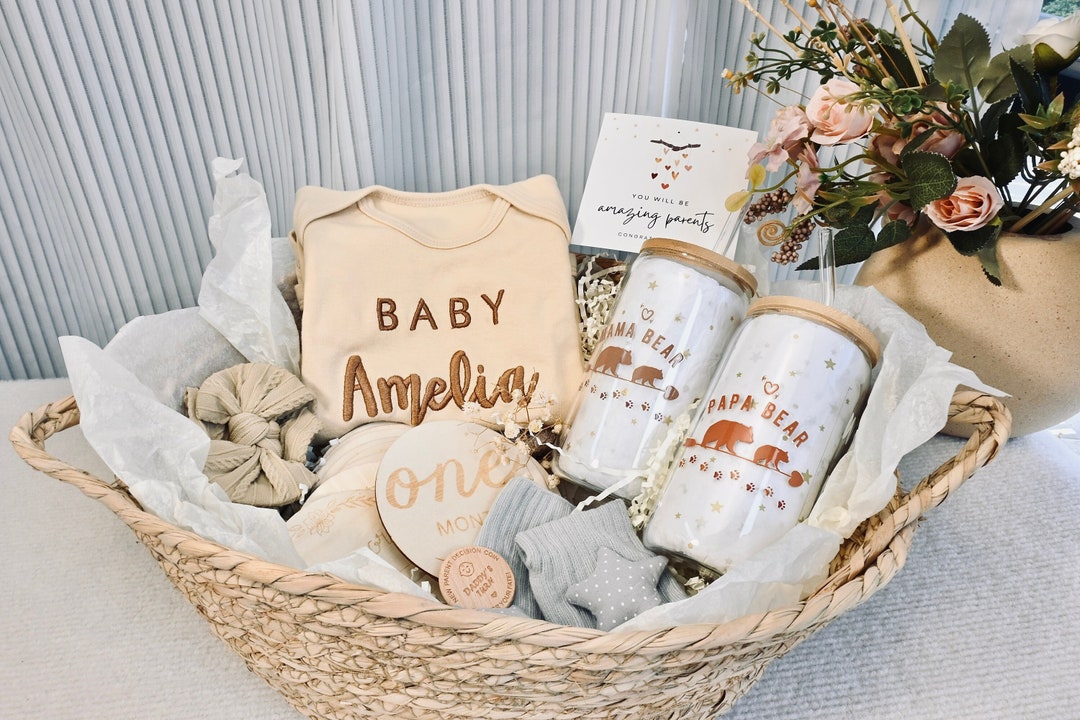 Expecting Parents Deluxe Gift，new Parents Gift Box With Baby Onesies ...