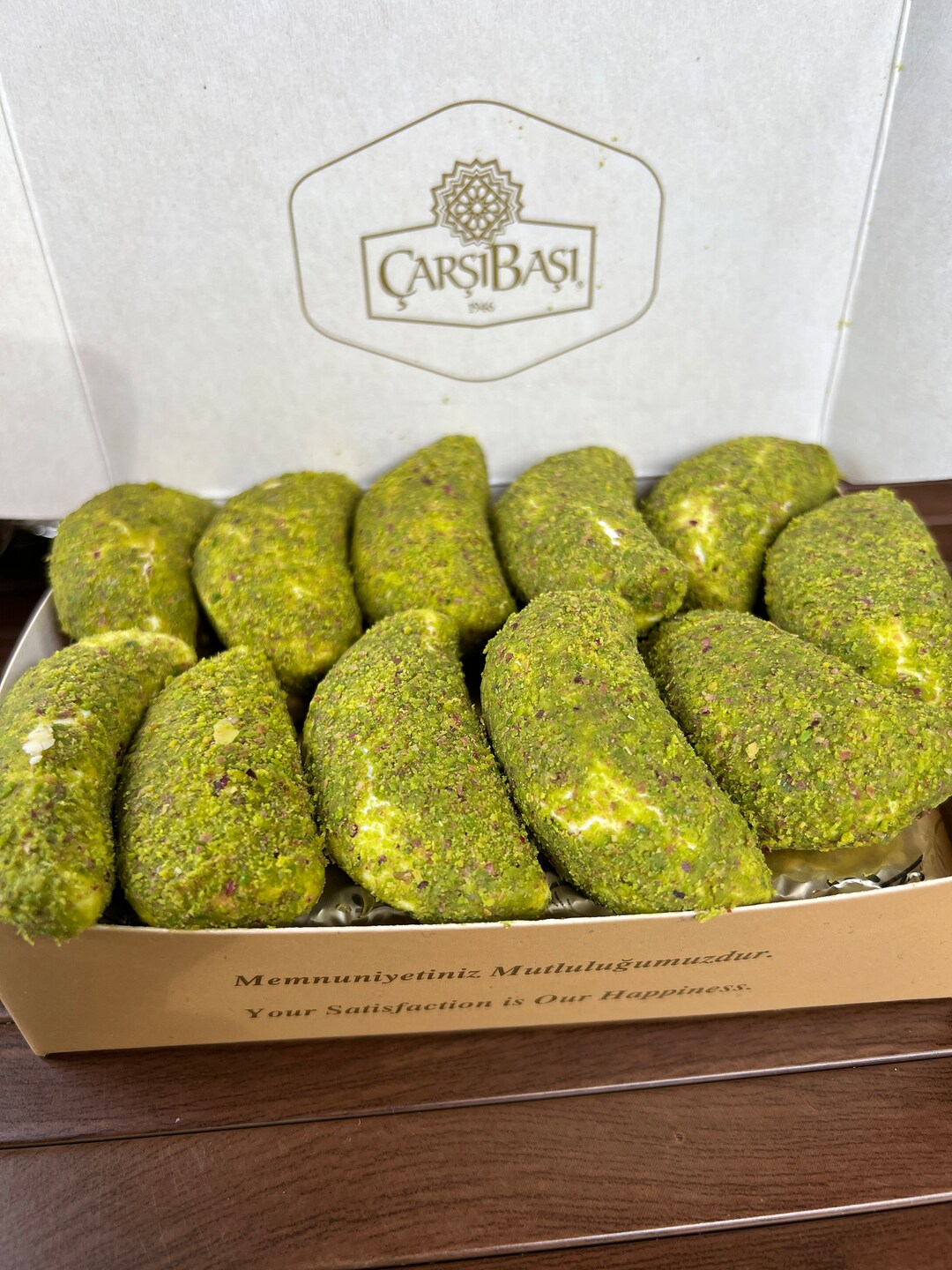 Pistachio Ravioli Turkish Delight – Chocolate Filled Lokum, Authentic ...