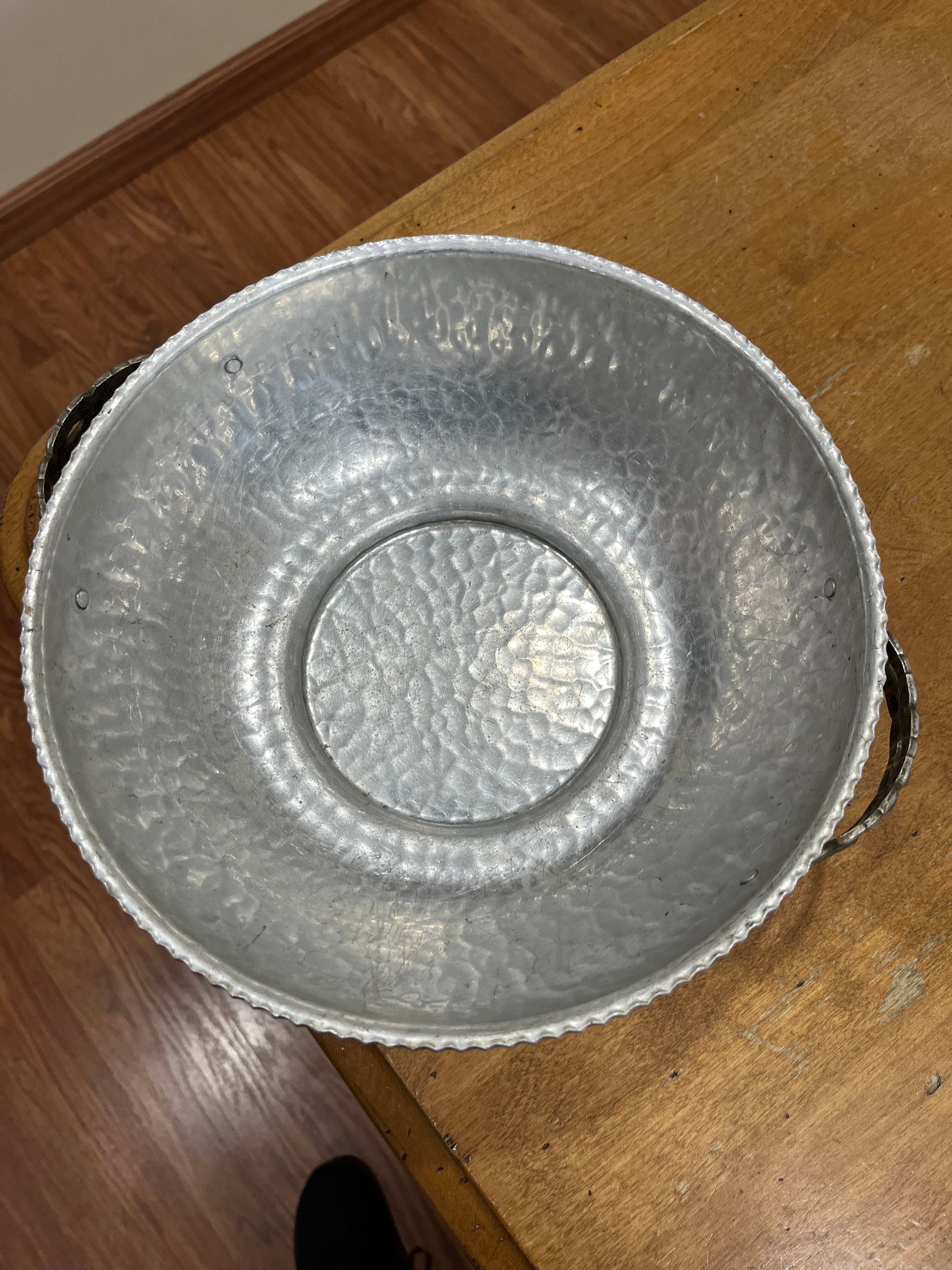 Vintage Rodney Kent Hand Wrought Forged Hammered Aluminum Bowl 415 - Etsy