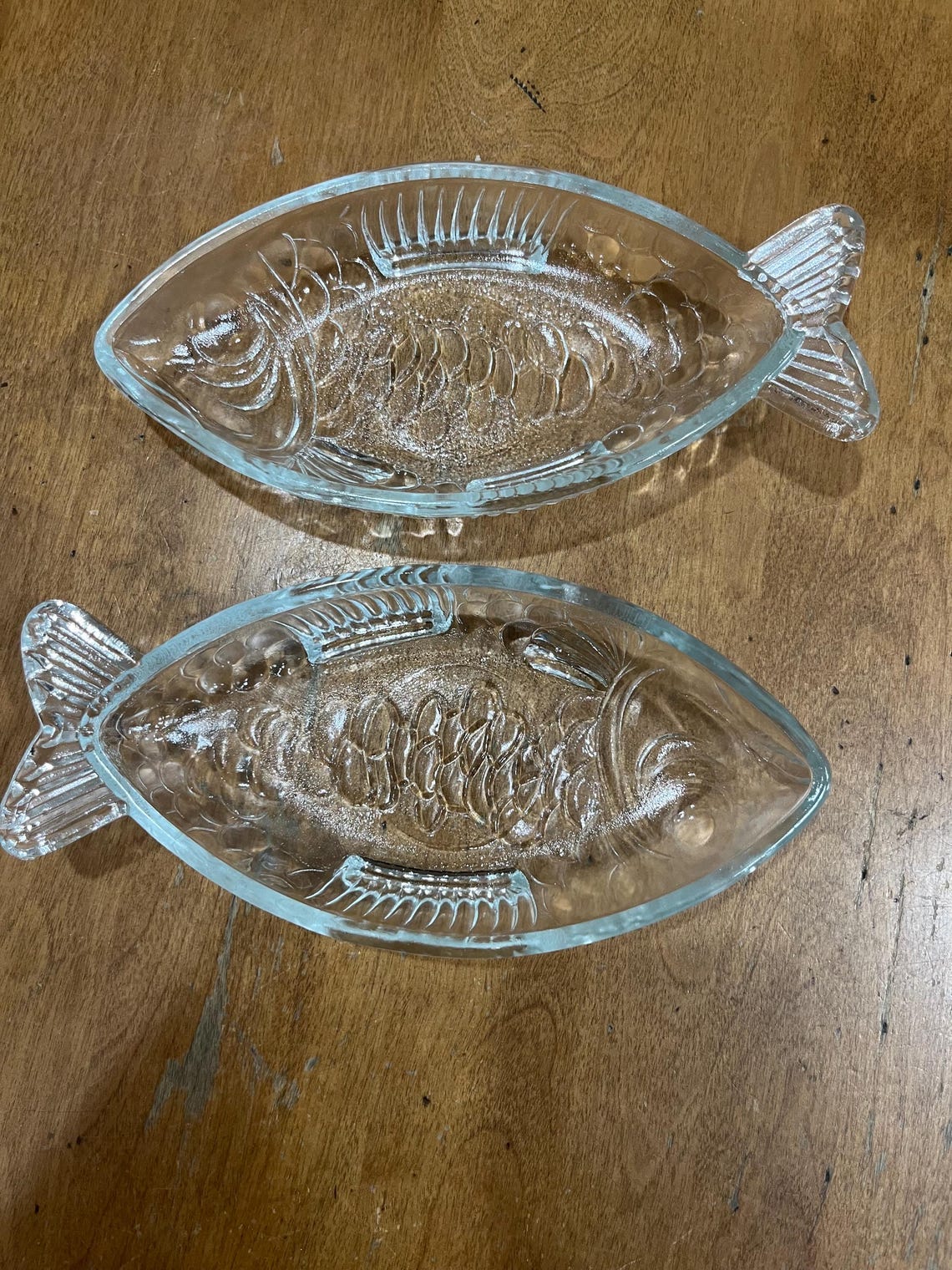 Vintage Pair of Pressed Glass Fish Serving Dishes - Etsy
