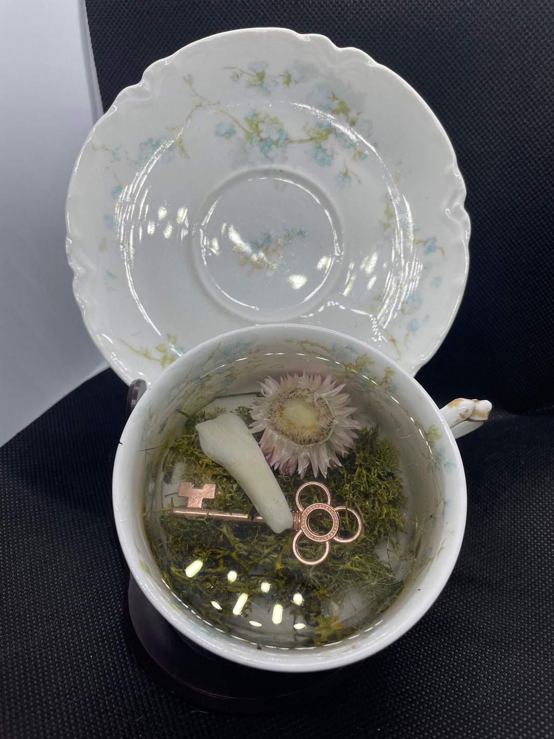 Divination Cup “antique Tea Cup With Scenes in Resin” - Etsy
