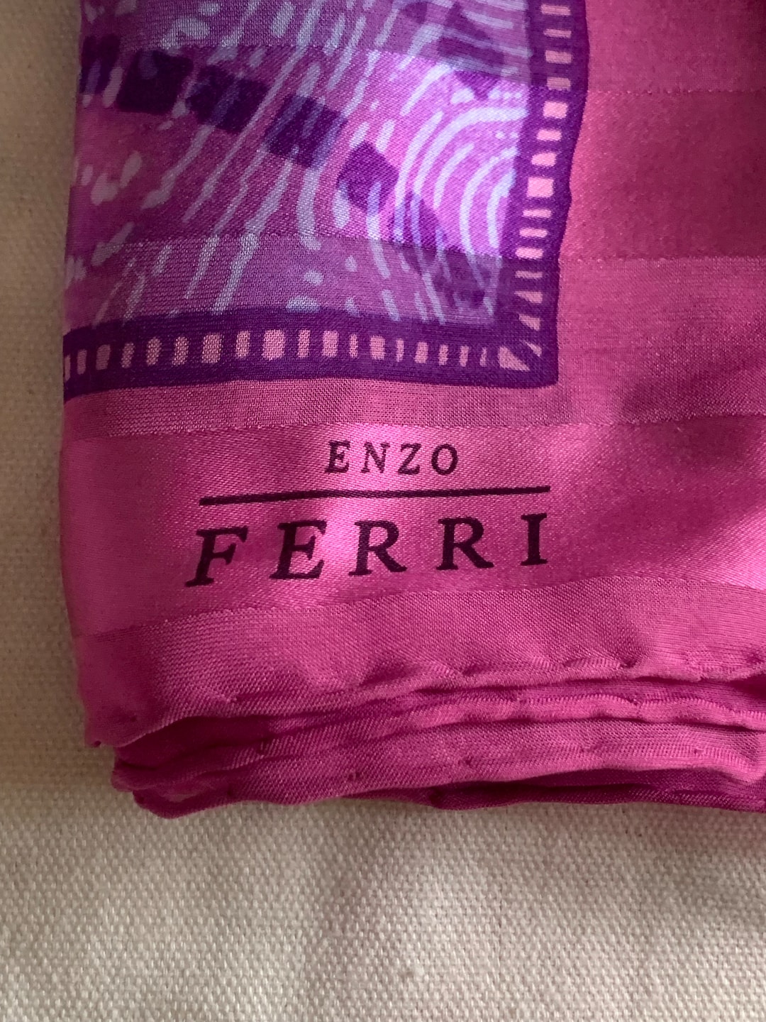 Vintage Italian Designer Enzo Ferri Made 100% Silk Purple Pink Unique ...