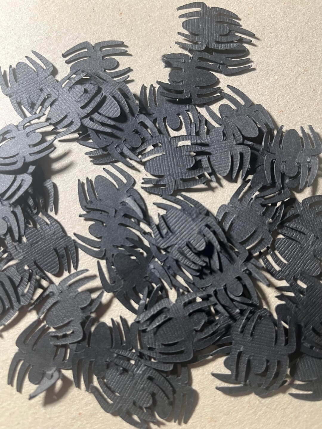50 Black Spiders Table Confetti, Birthday Party Decoration, Halloween ...