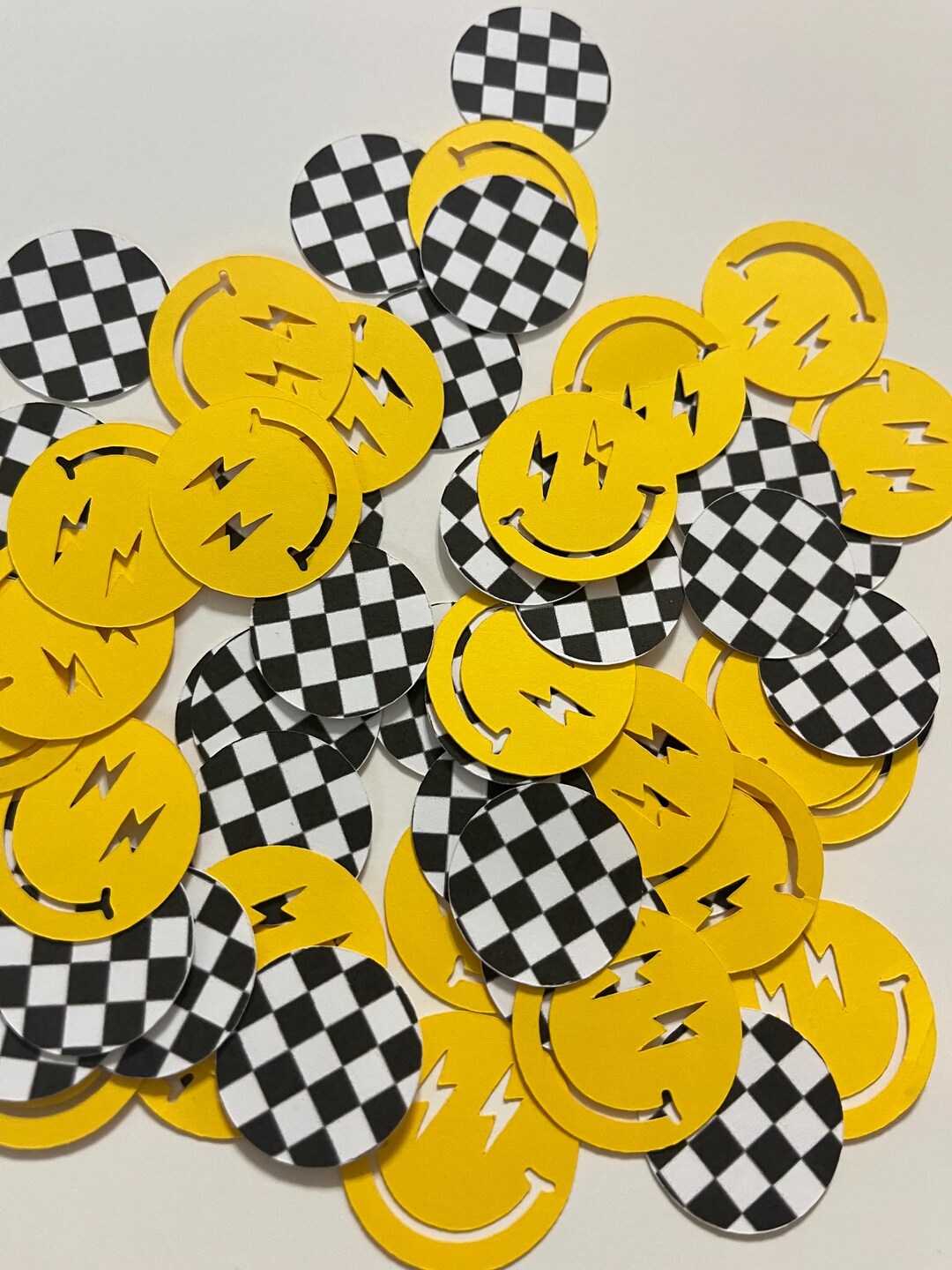 100 Smiley Face Table Confetti, Birthday Party Decoration, Preppy ...