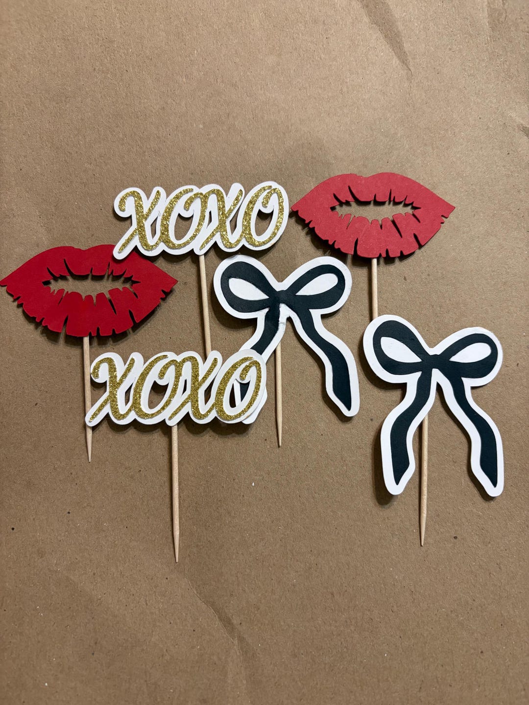 Girl Cupcake Toppers, Gossip, Kiss, Xoxo, Bow Cupcake Toppers - Etsy