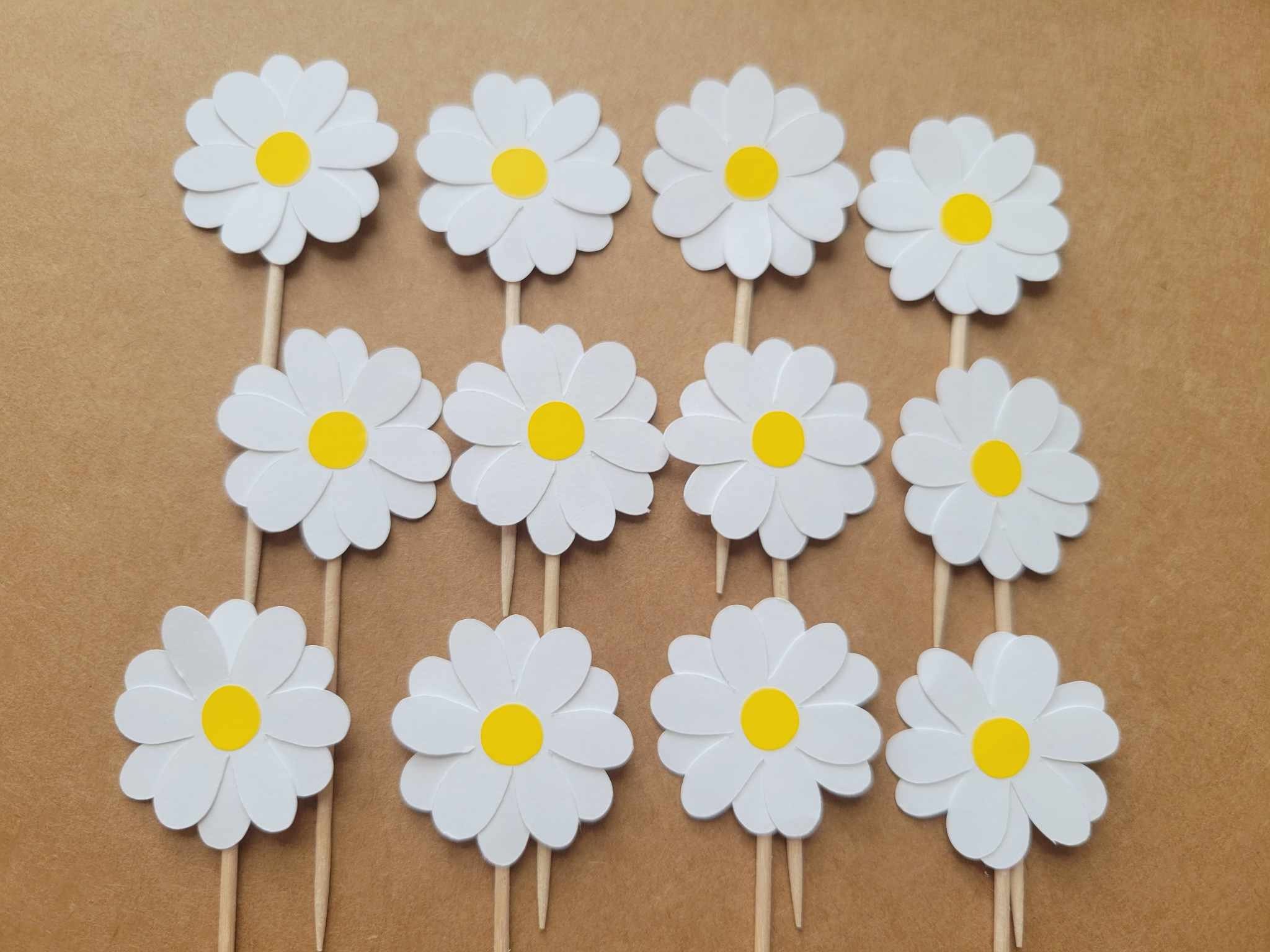 Daisy Flower Cupcake Topper, Birthday Party Decoration, Daisy Theme ...
