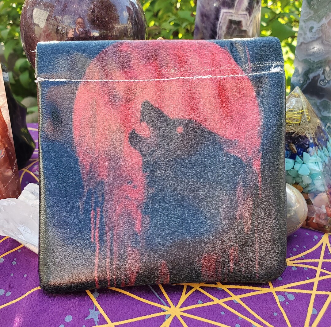 Squeeze Top Bag, Wolf Howling at Moon - Etsy