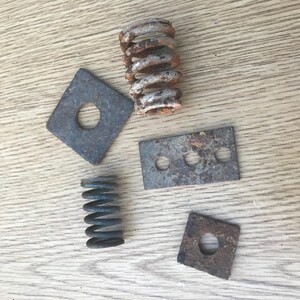 Rusted Metal Pieces Large Rusty Washers Rusty Springs Rusted Automotive ...