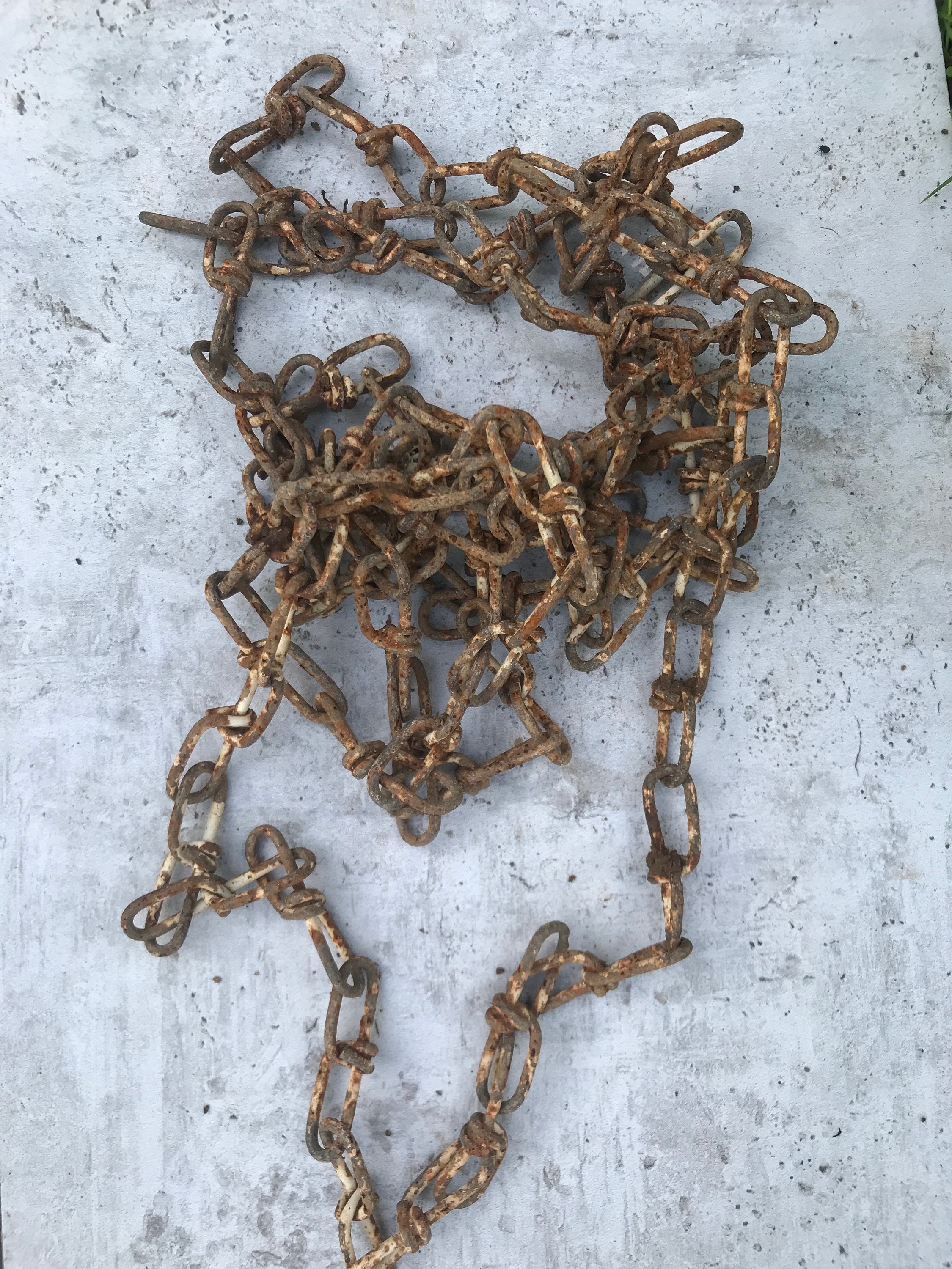 Vintage Rusty Chain 11 Foot Long Rusted Farm Chain Rusty Metal Outdoor ...
