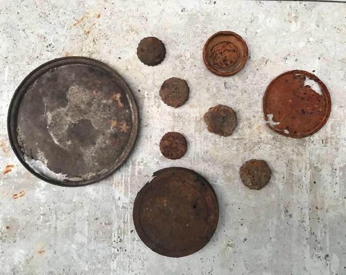 Rusty Lids Vintage 9 Rusted Metal Lids, Rusty Bottle Caps Rusty Flat ...