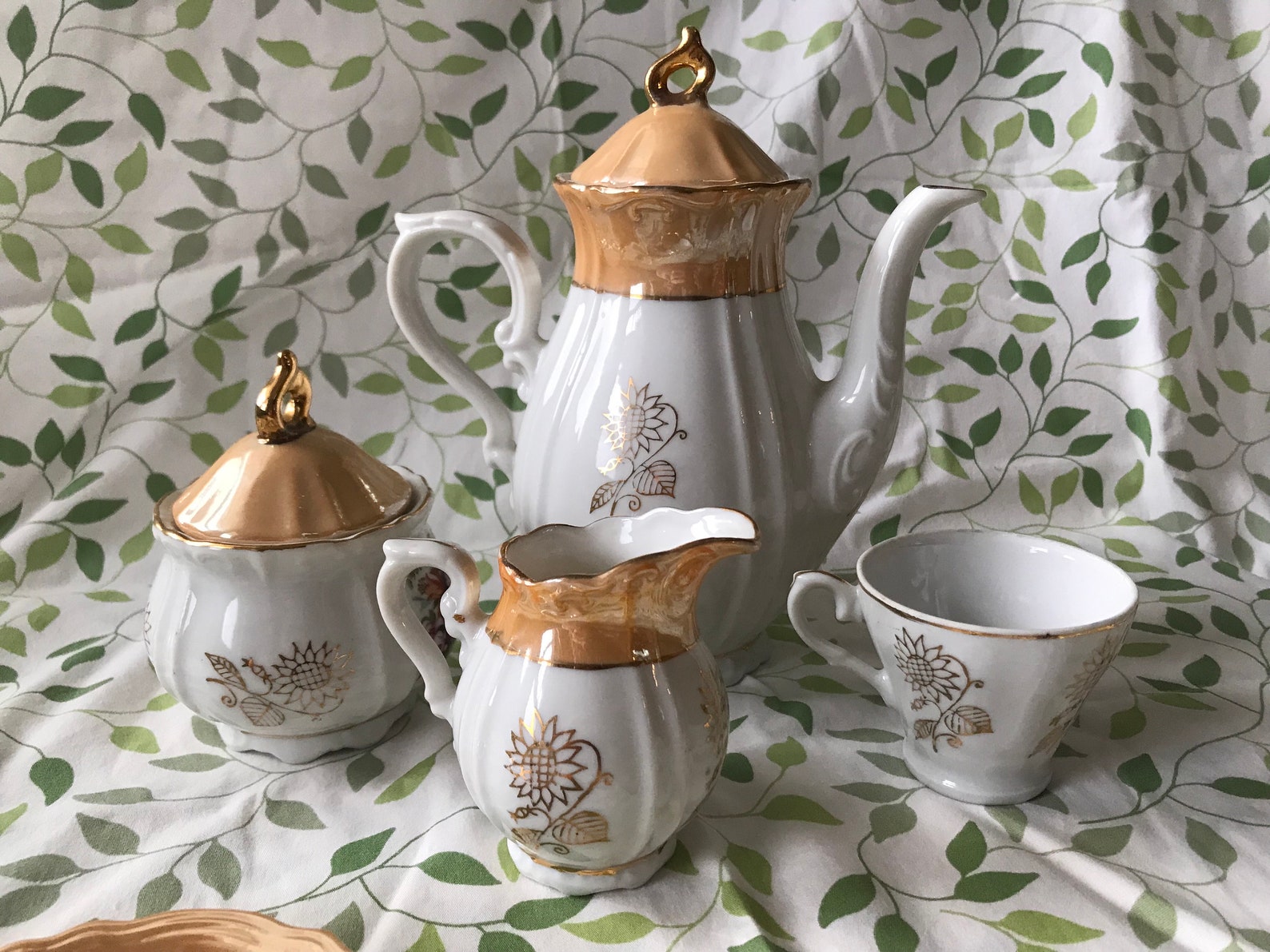 Vintage Japanese Tea Set Cottagecore Teapot Floral and Gold Teapot and ...