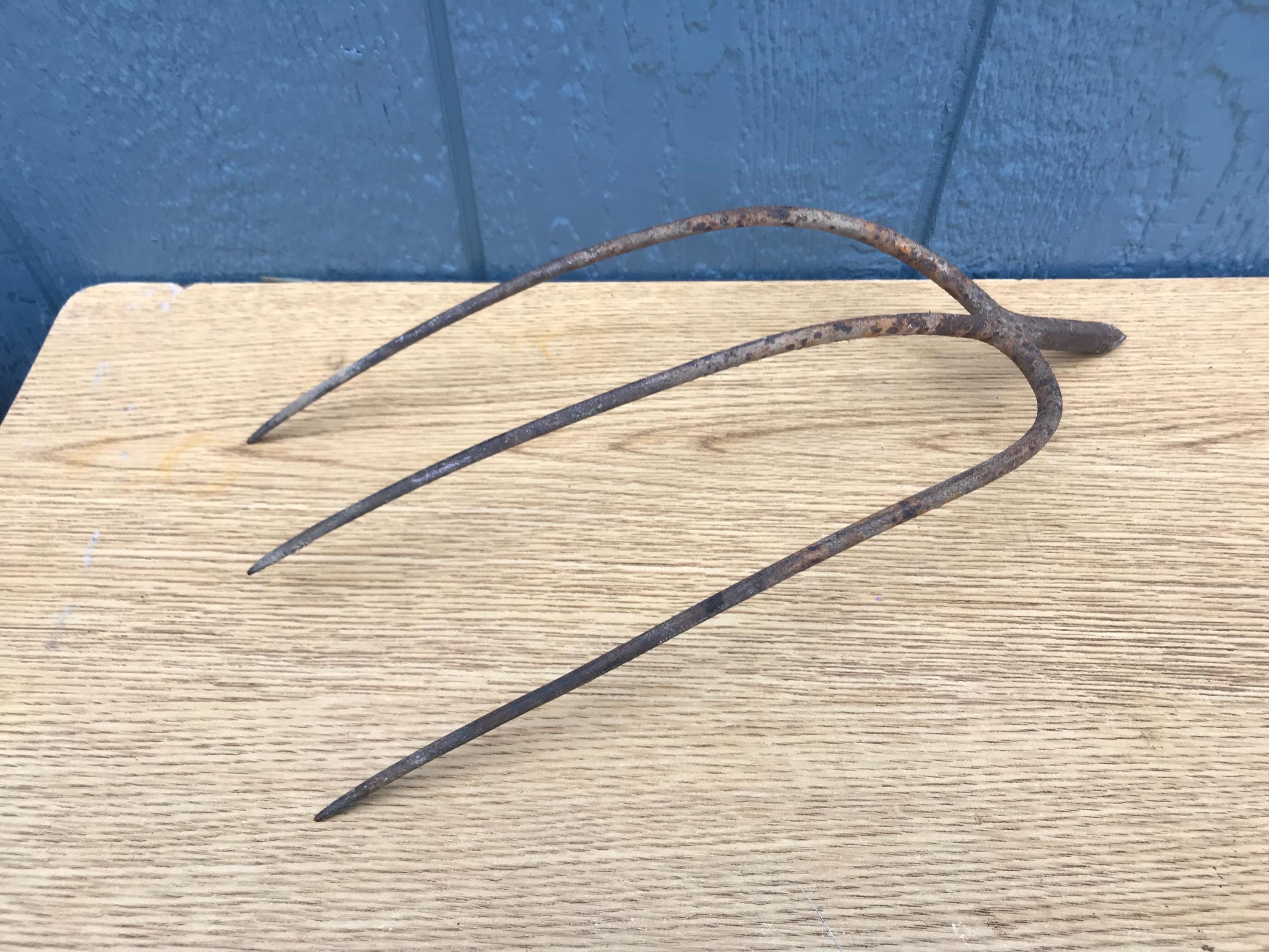 Vintage Farming Tools Old Rusty Garden Decor Rustic Farmhouse Antique ...