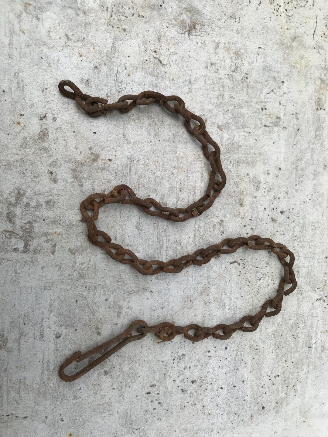 Vintage Rusty Chain Rusted Farm Chain With Clip Rusty Metal Outdoor ...