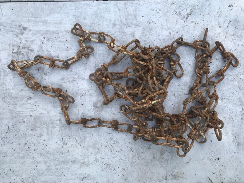 Vintage Rusty Chain 11 Foot Long Rusted Farm Chain Rusty Metal Outdoor ...