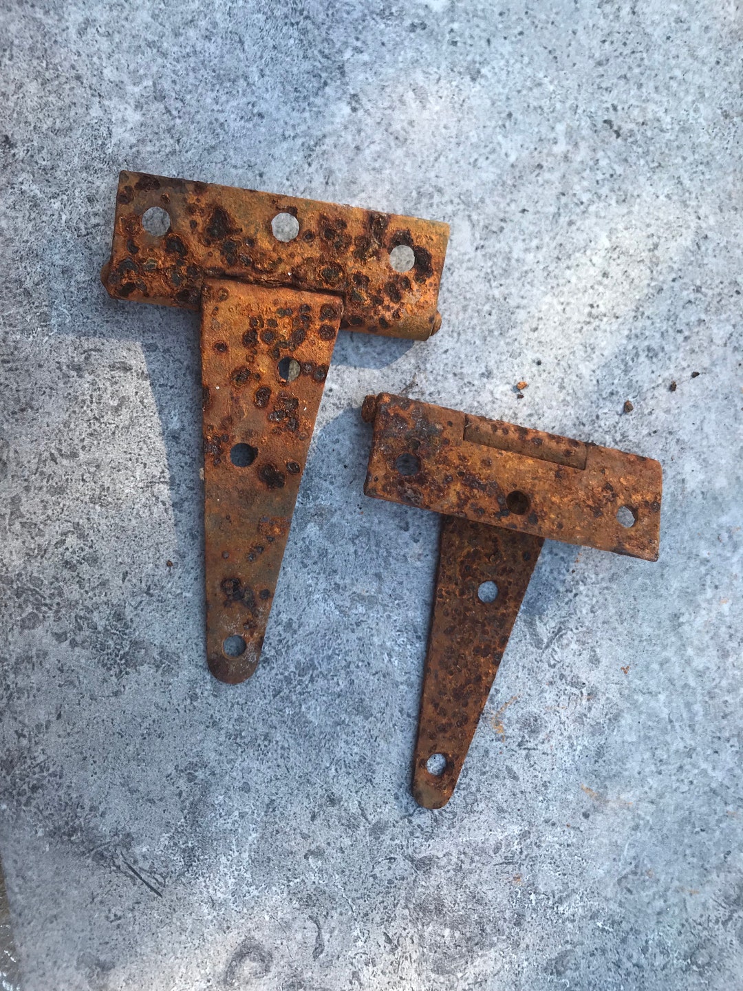 Vintage Old Rusty Metal Hinges Industrial Salvage Rusty Metal Mixed ...