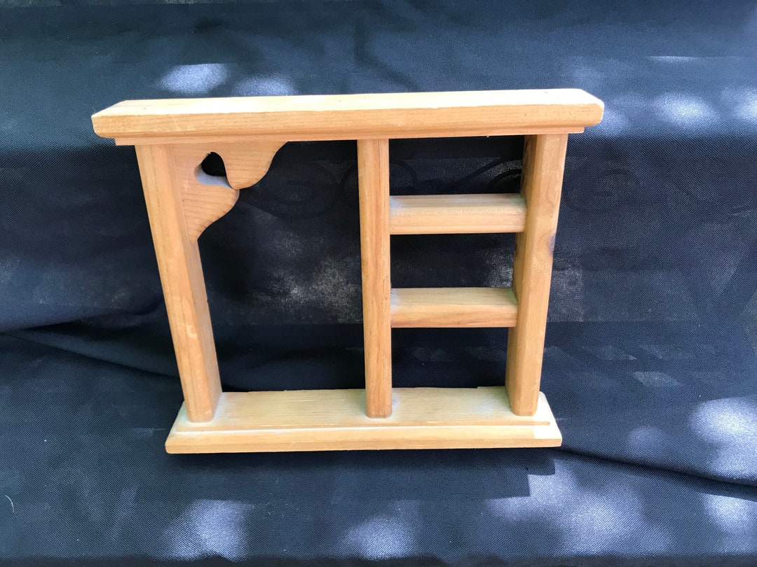 Vintage Wooden Tiny Display Shelf Wall Hanging Curio Shelf Home Decor ...