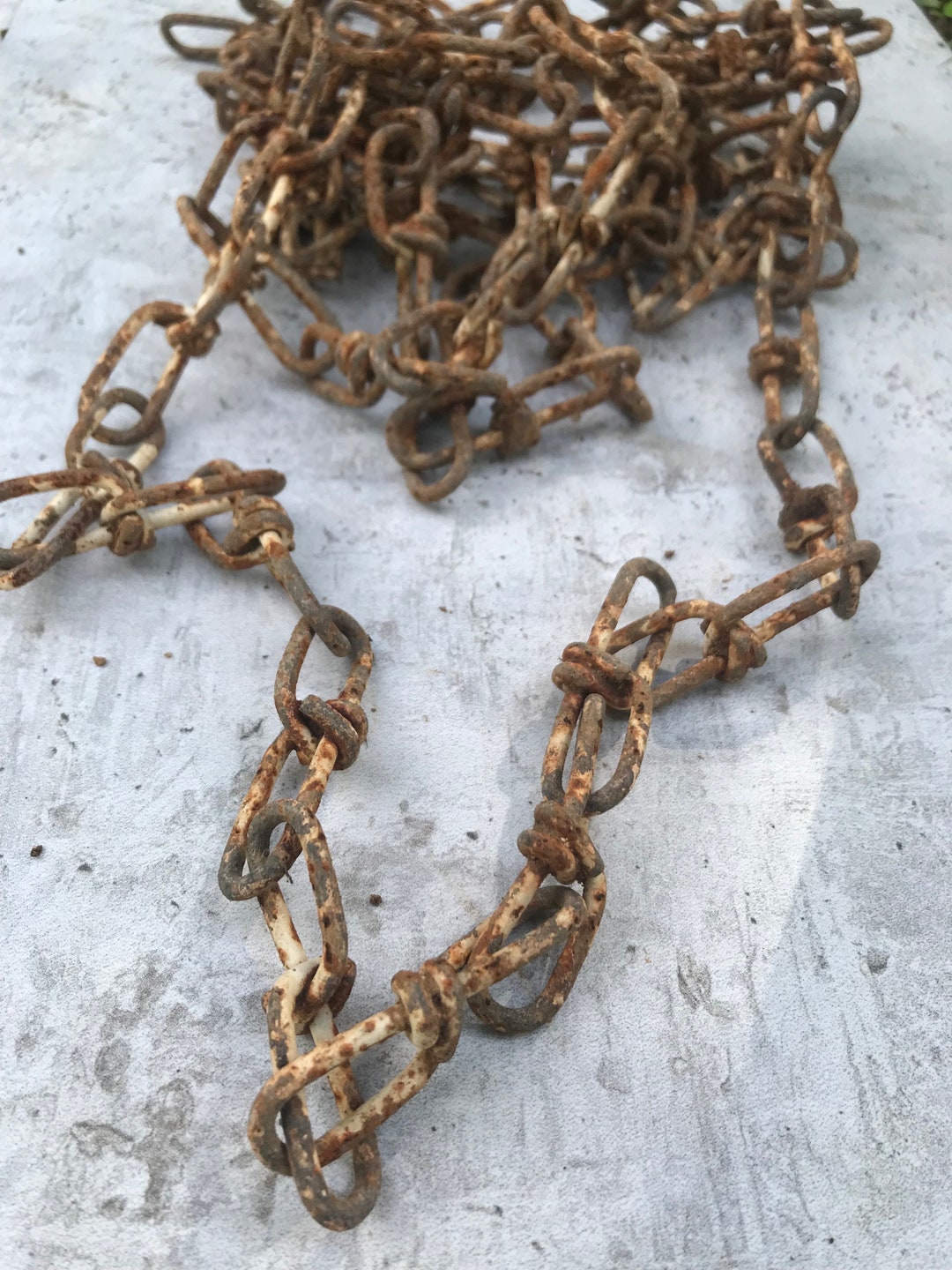 Vintage Rusty Chain 11 Foot Long Rusted Farm Chain Rusty Metal Outdoor ...