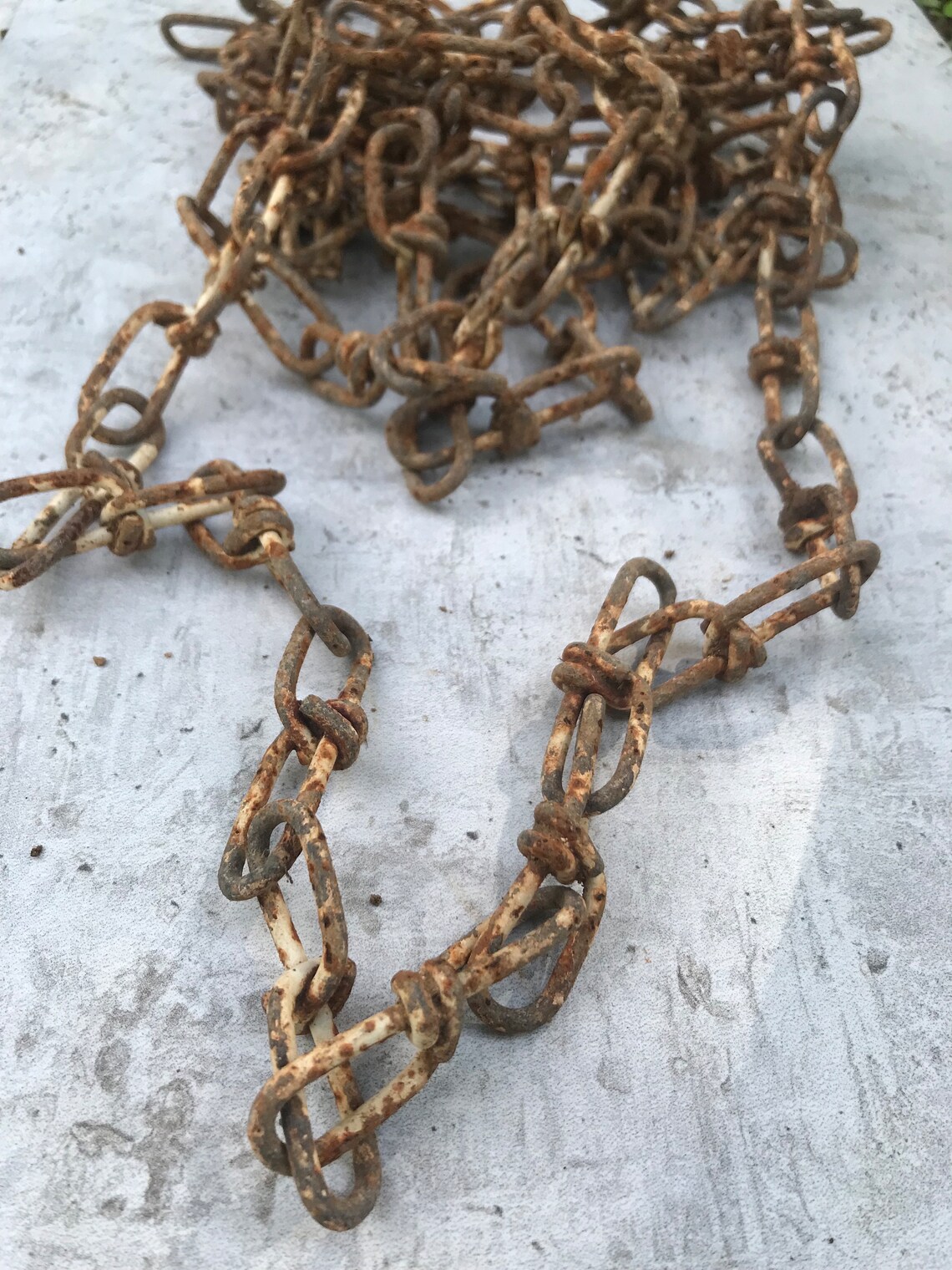 Vintage Rusty Chain 11 Foot Long Rusted Farm Chain Rusty Metal Outdoor ...