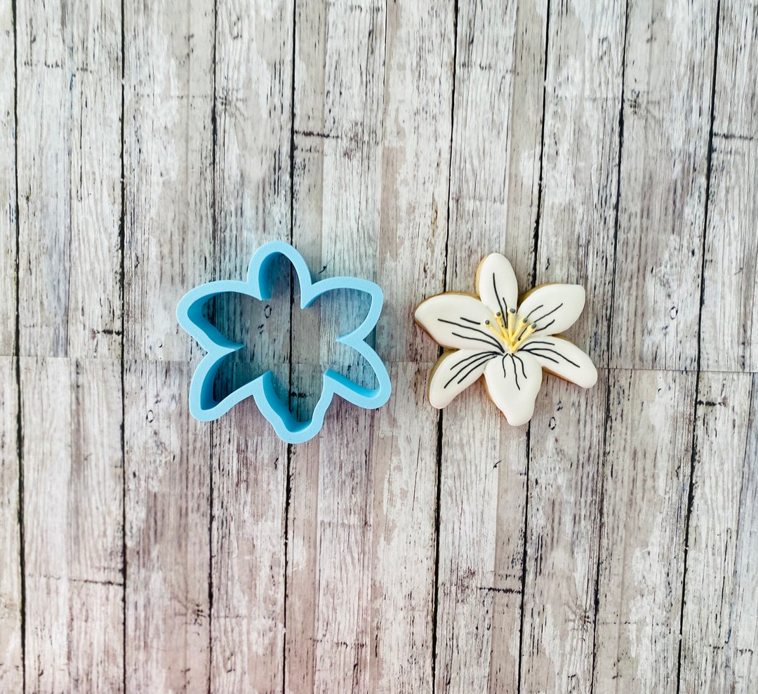 Lily Cookie Cutter, Floral Cutter, Mother's Day Cutter, Nature Cutter ...