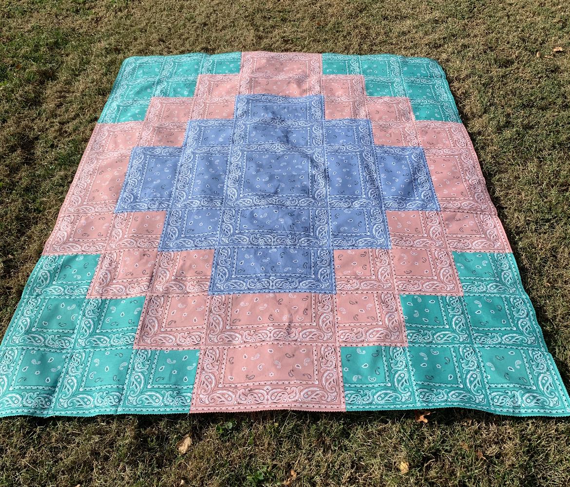 Big Block Bandana Quilt Pattern - Country Cottage Quilt Pattern ...