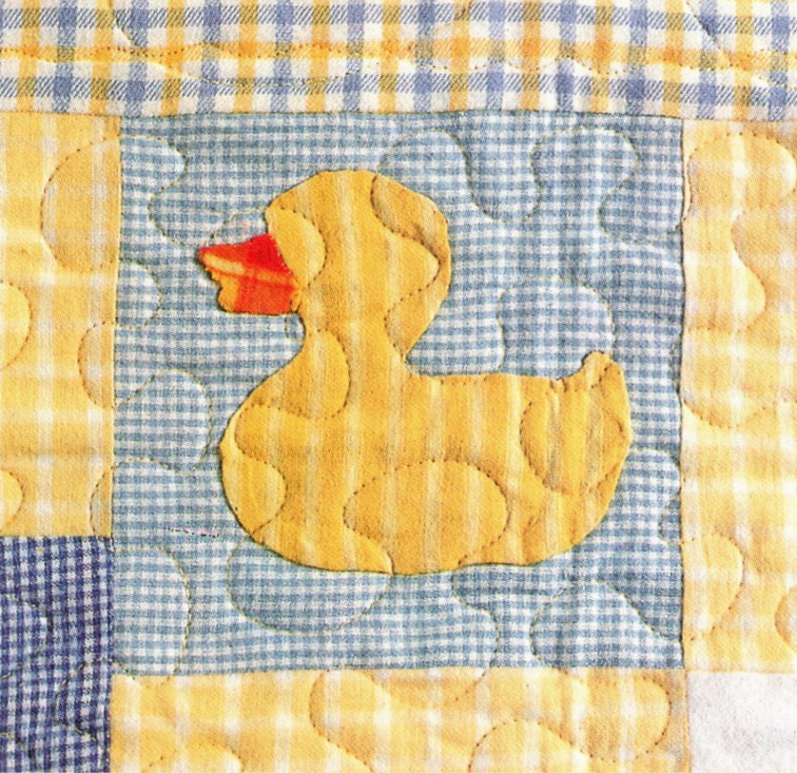 Quilt Pattern Ducky Love Baby / Crib Quilt - Includes Applique Duck ...
