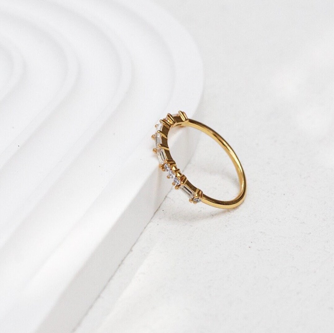 18k Gold Minimal Tiny Diamond Ring, Everyday Gold Stacking Ring Set ...