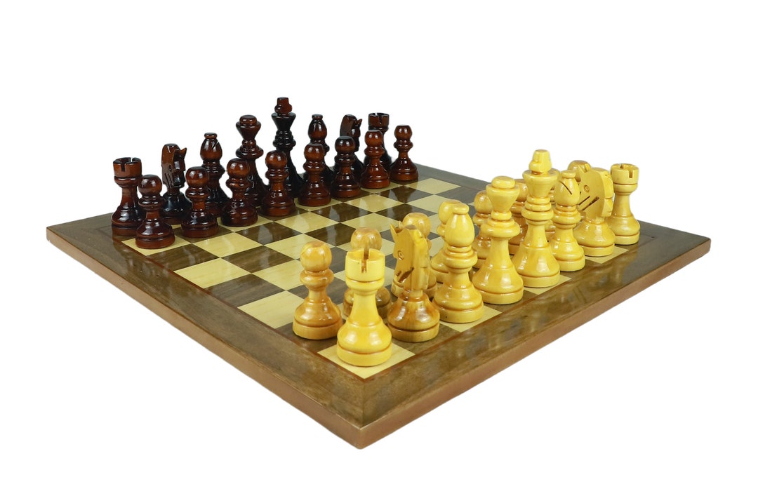 Classic Wooden Chess Set With Boxwood Pieces Weighted Chess Cieces and ...