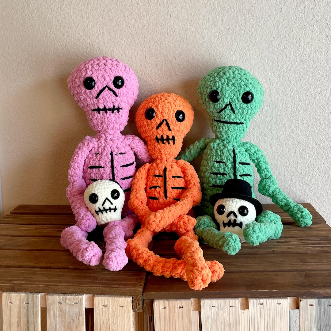 Snuggle Skeleton Plushie 22in Halloween Soft Crochet Skeleton Snuggler ...