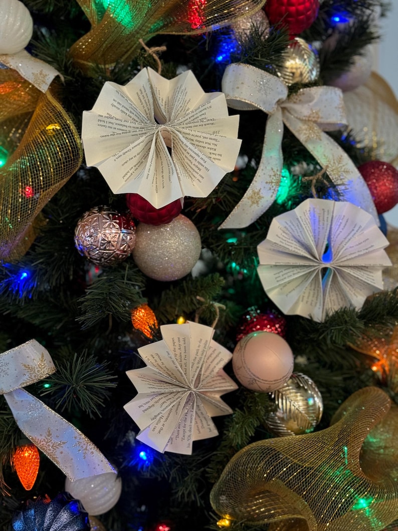 Handmade Book Page Christmas Ornaments, Bookish Decor, Set of 5 - Etsy