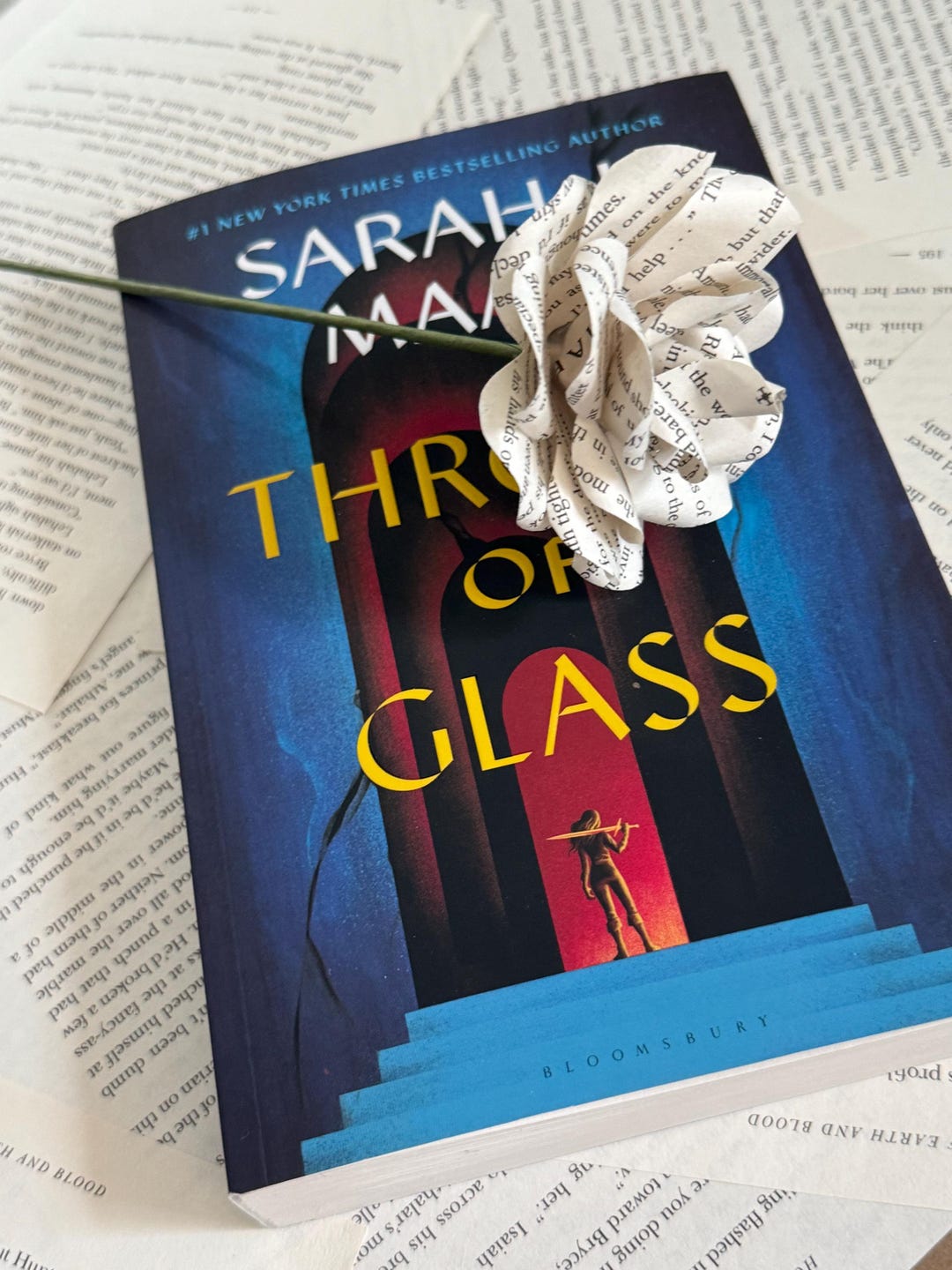 Throne of Glass Book Rose: Handmade Paper Flowers, Romantasy Gift - Etsy