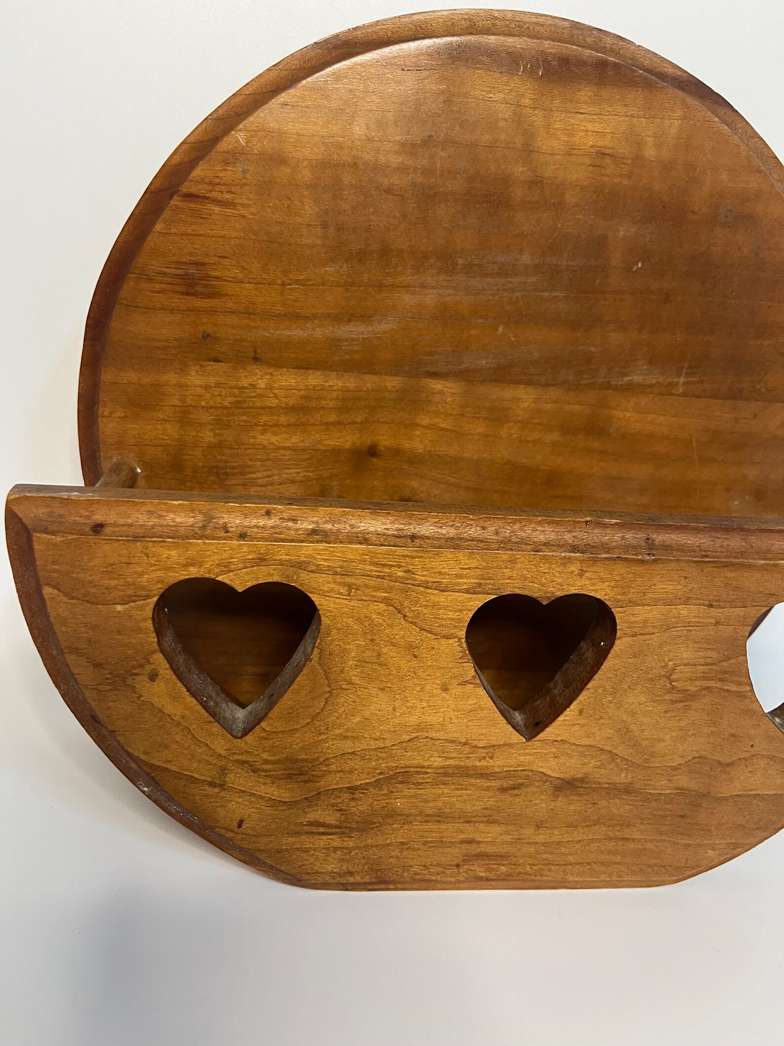 Vintage Country Style Paper Plate Holder With Heart Eyelet Openings ...