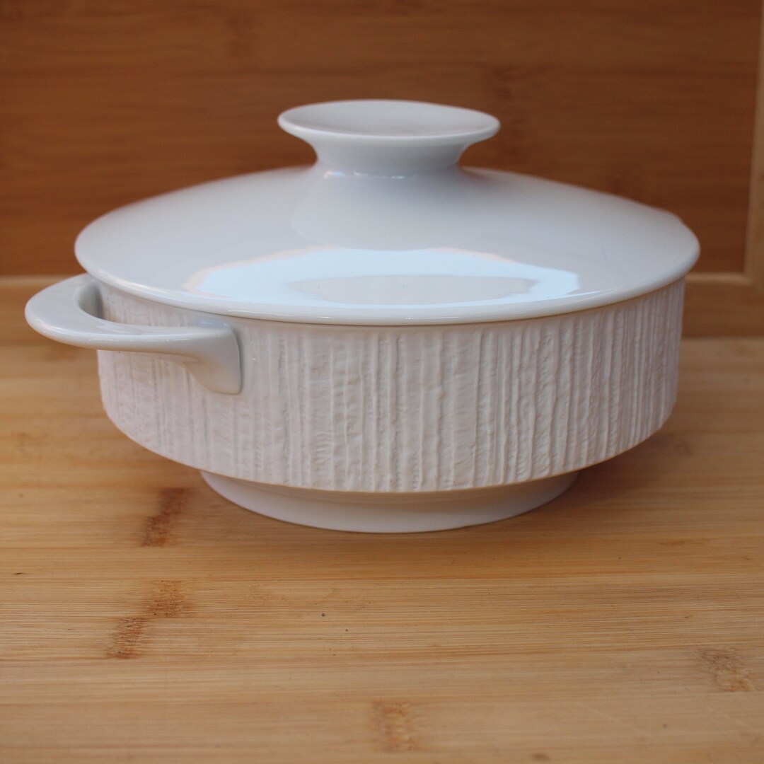 Thomas Round Deck Bowl diameter 19.5 Cm Height 11.5 Cm After an ...