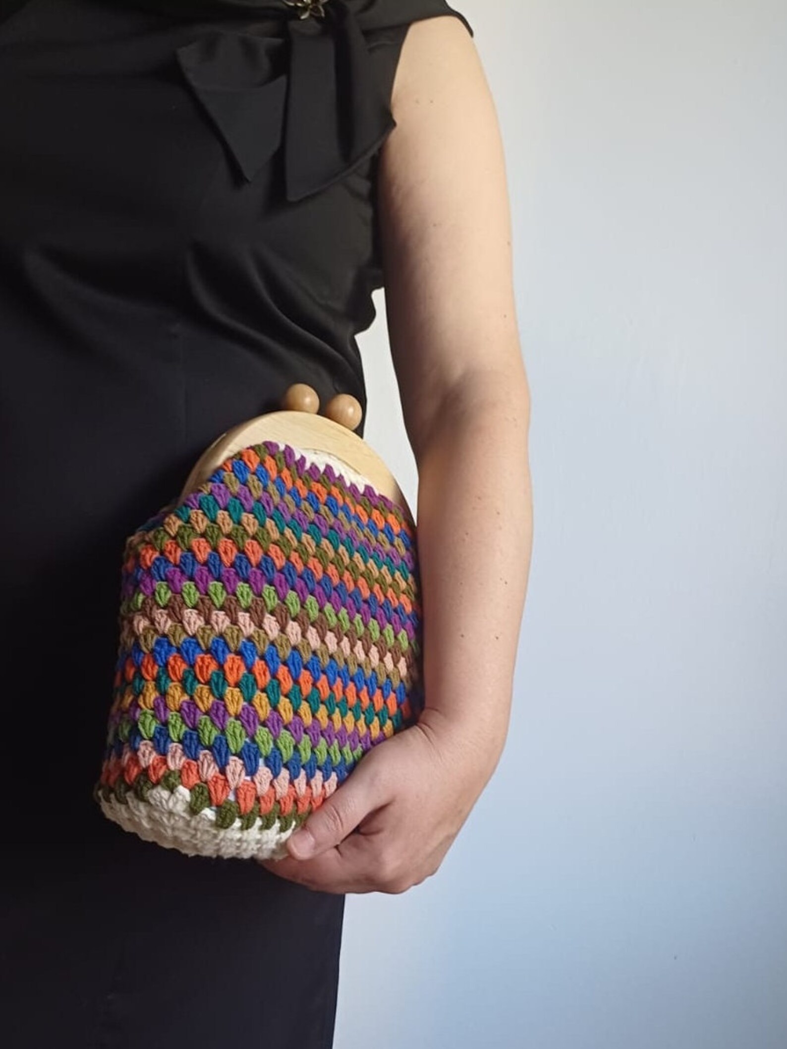 Granny Crochet Clasp Purse, Wooden Kiss Lock Clutch, Lined With ...