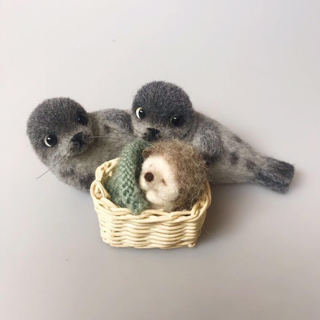 Mini Needle Felted Sea Lion Sculpture, Felt Zoology Ornament - Etsy