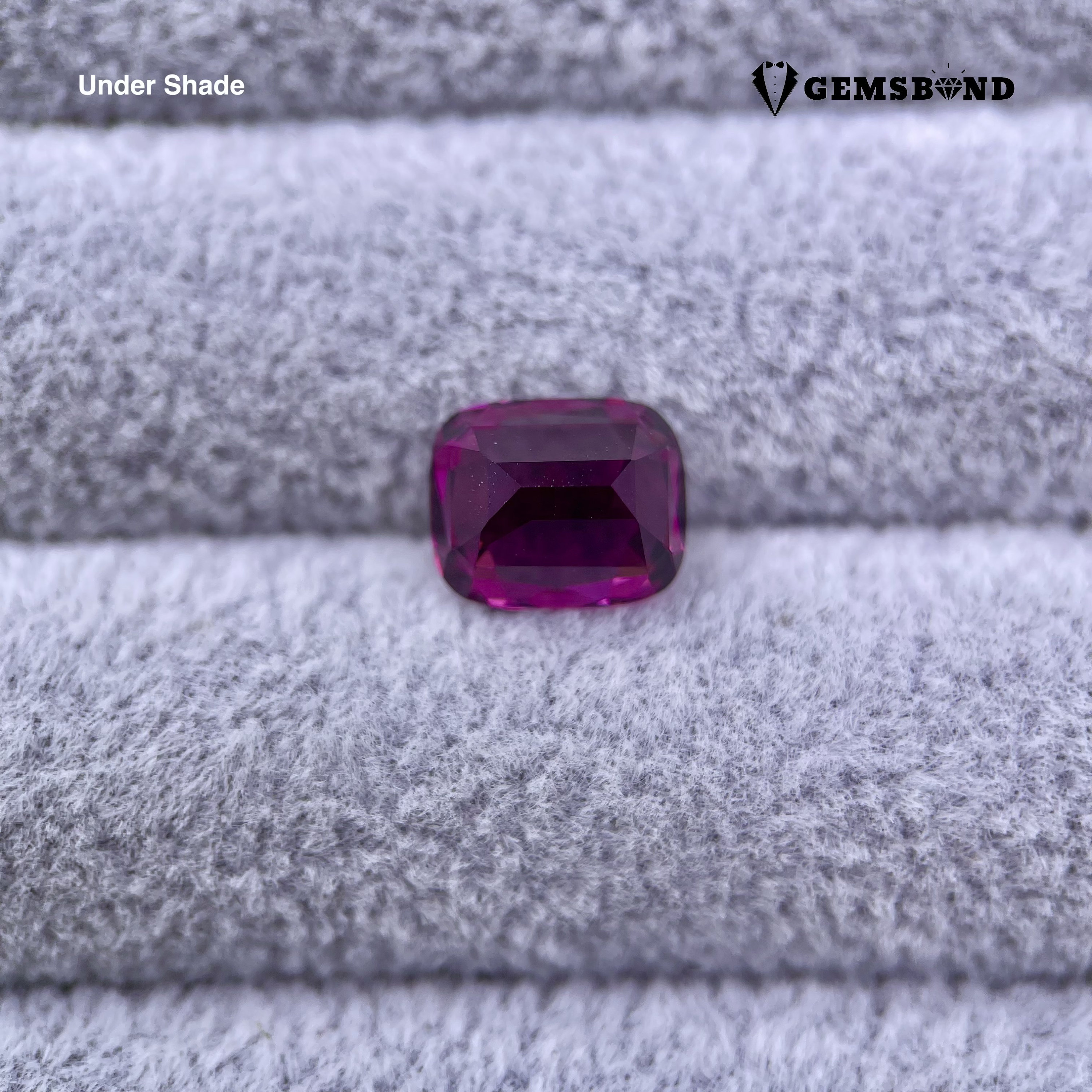 3.96ct Intense Purple to Red Color Changing Malaya Garnet From Ceylon ...