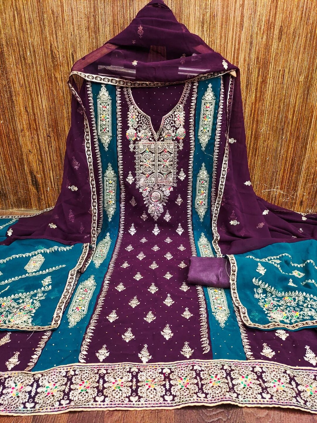 Beautiful Designer Top Pants Suit for Women, Indian Wedding Mehendi ...