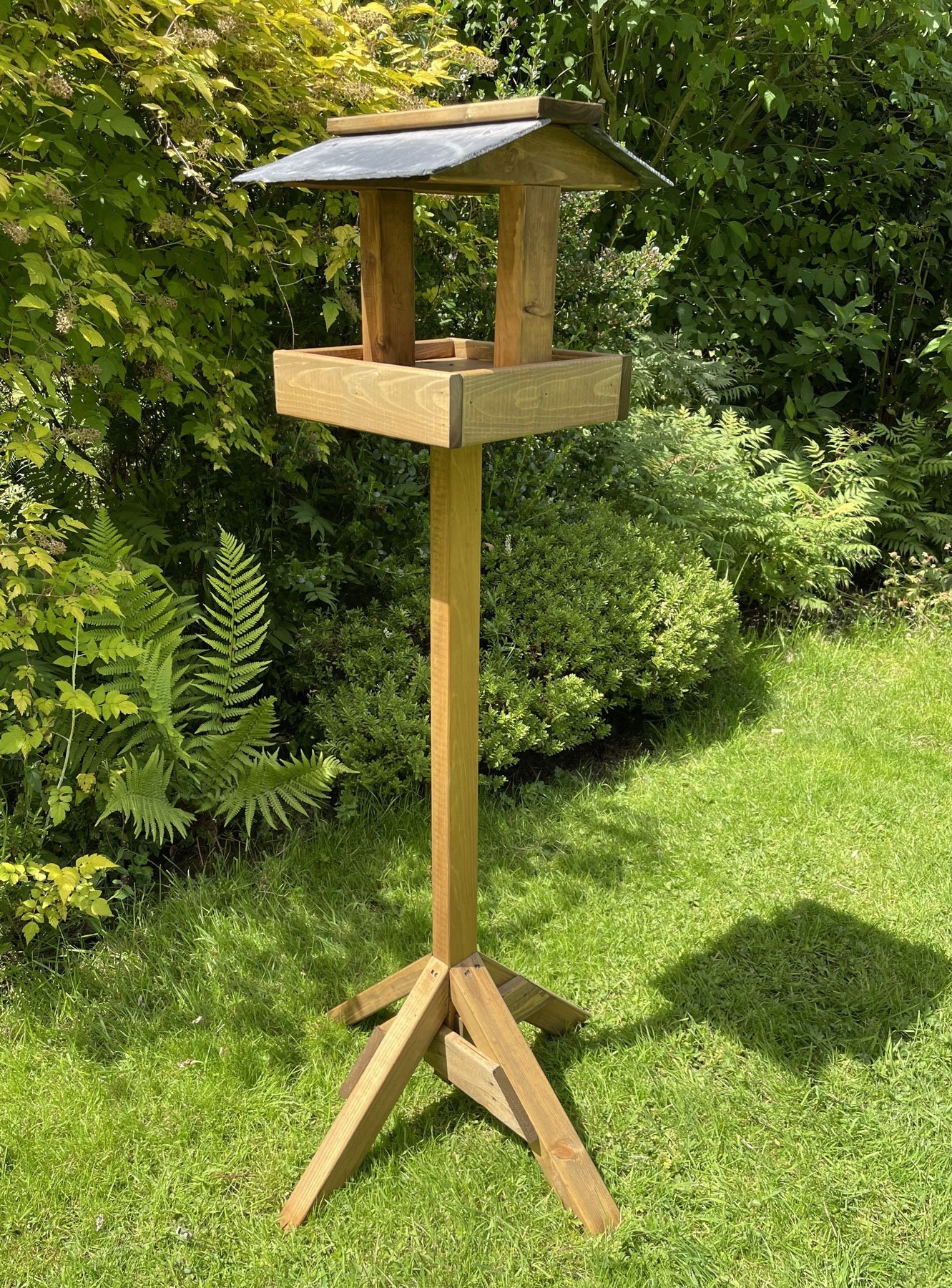 Wooden Bird Table Slate Roof Wild Garden Birds Feeding Station Feeder ...