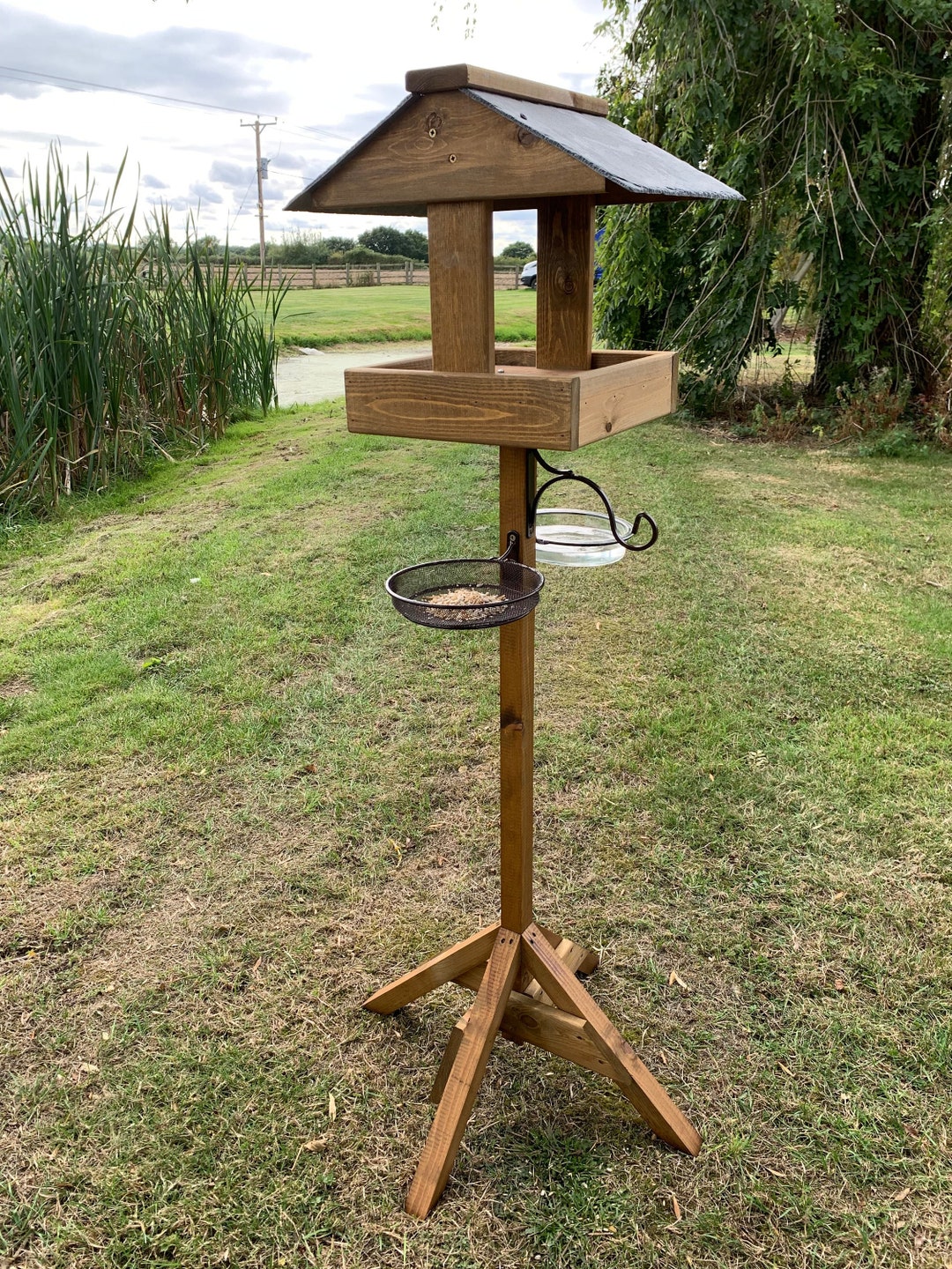 Bird Feeding Station Wooden Bird Table Slate Roof Wild Garden Bird Bath ...