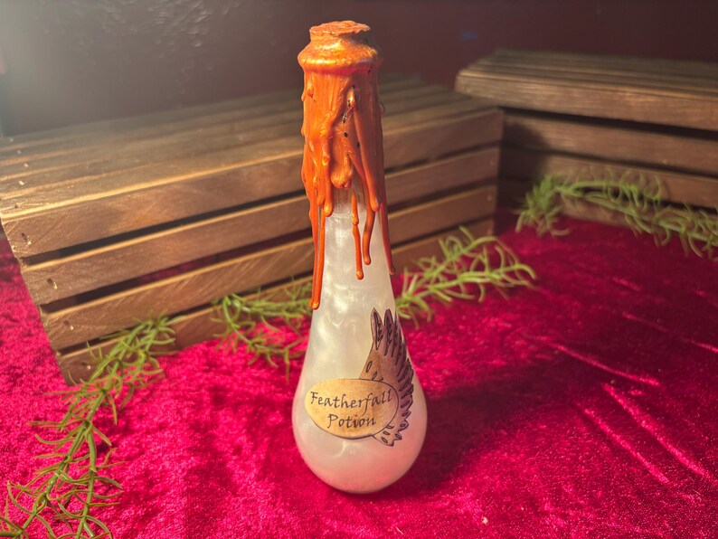 Featherfall Potion - Dnd Prop, Display for TTRPG, Decorated Bottle - Etsy