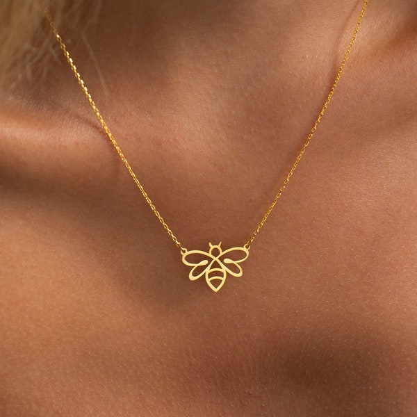 Queen Bee Necklace - Etsy