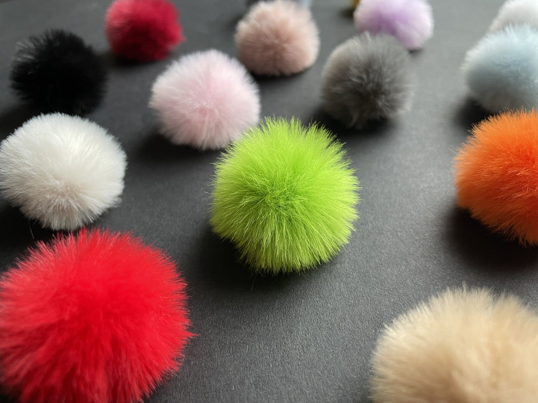 20 × Handmade Mini Pom Poms With Elastic Loops 3cm Top Quality Pom Poms ...
