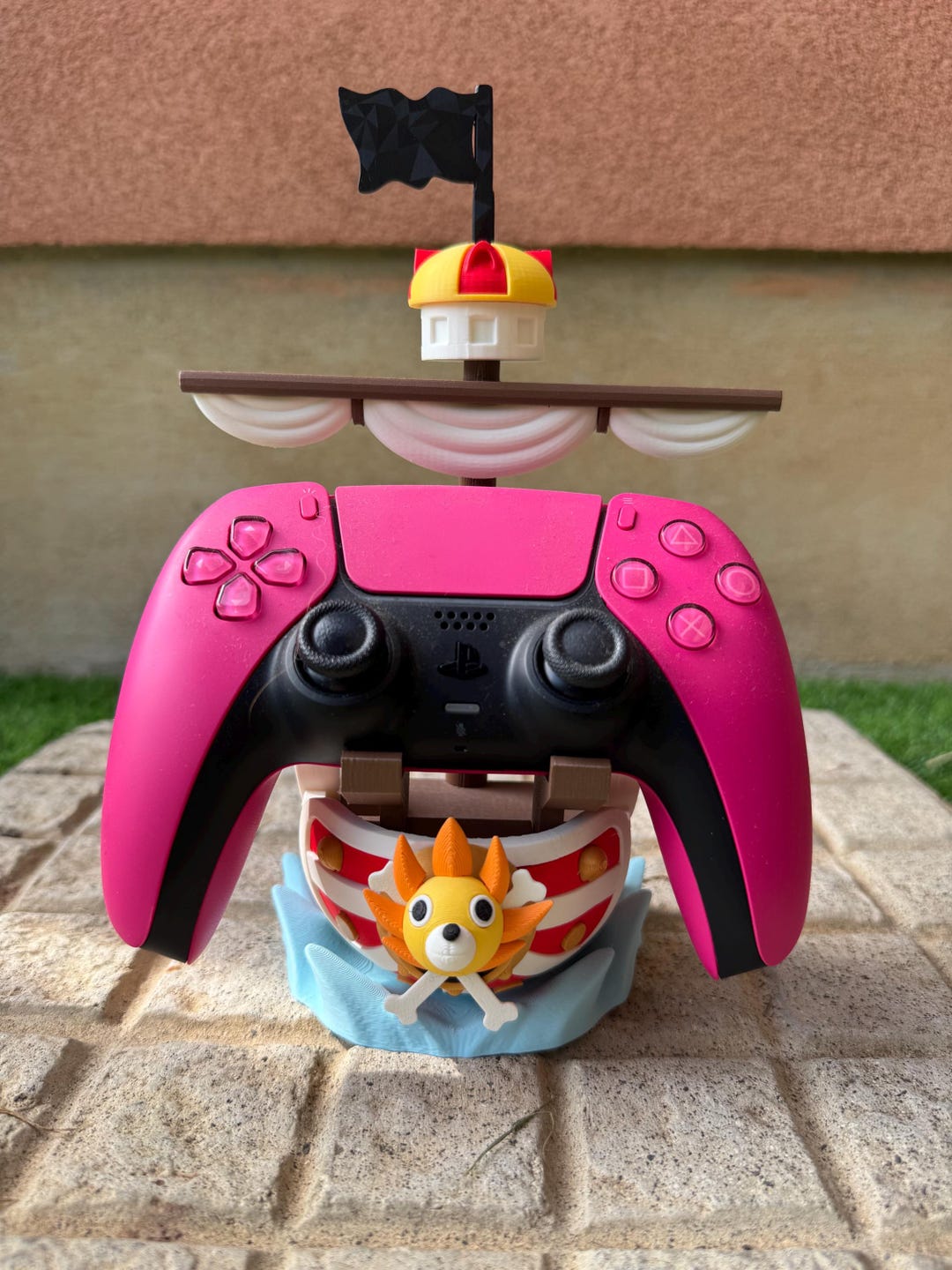 Luffy Leon Ship Joystick Holder / Onepiece Boat Controller Holder ...
