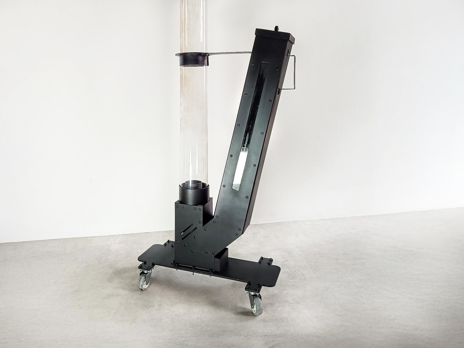 Decorative and Functional Outdoor Rocket Pellet Stove With Heat ...