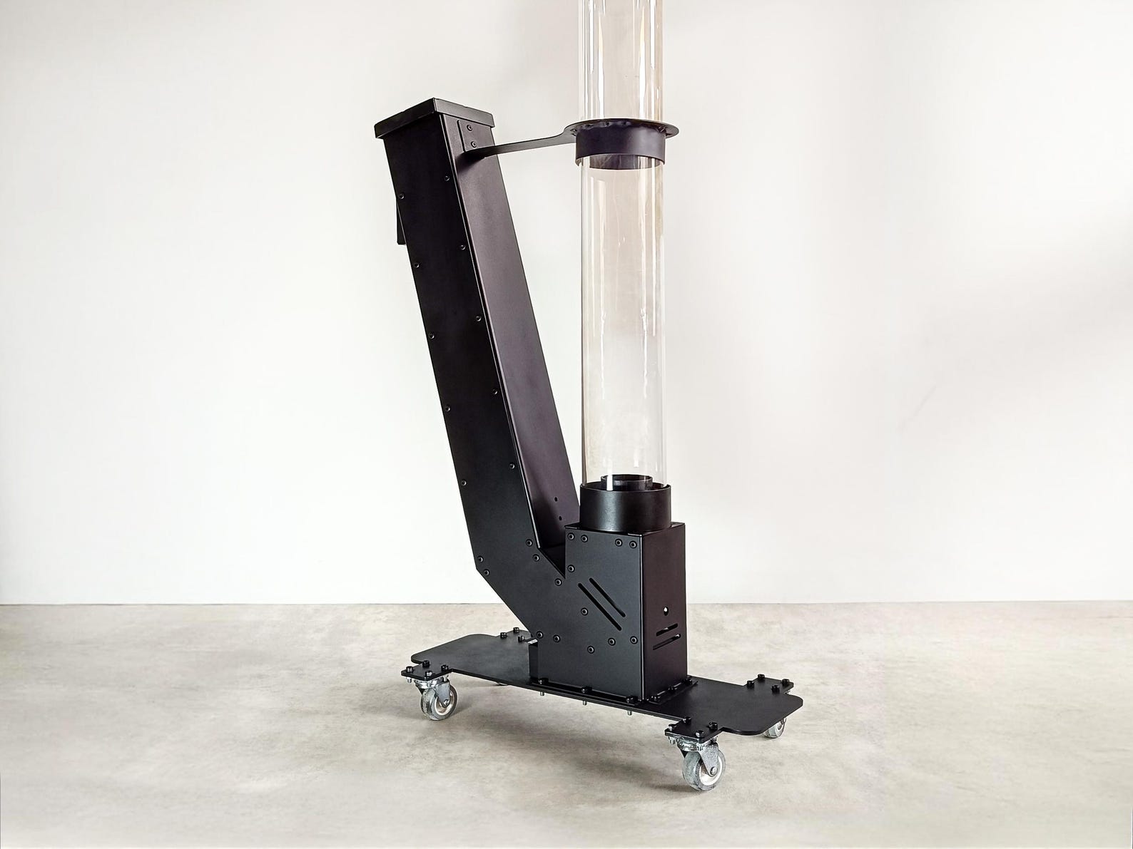 Decorative and Functional Outdoor Rocket Pellet Stove With Heat ...