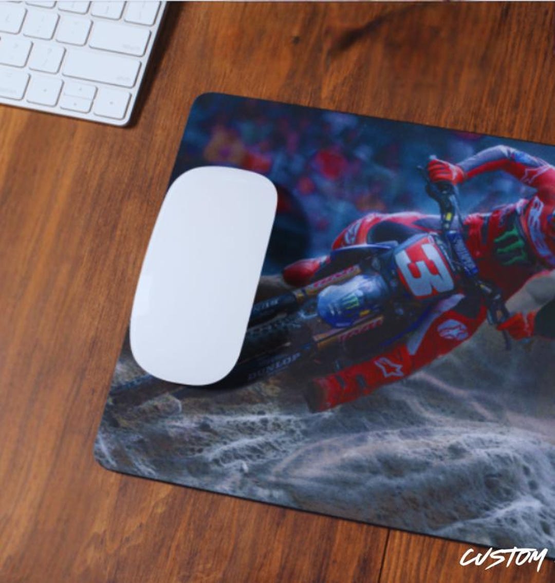 ET3 X CMM All Red Tomac Design Mousepad - Etsy