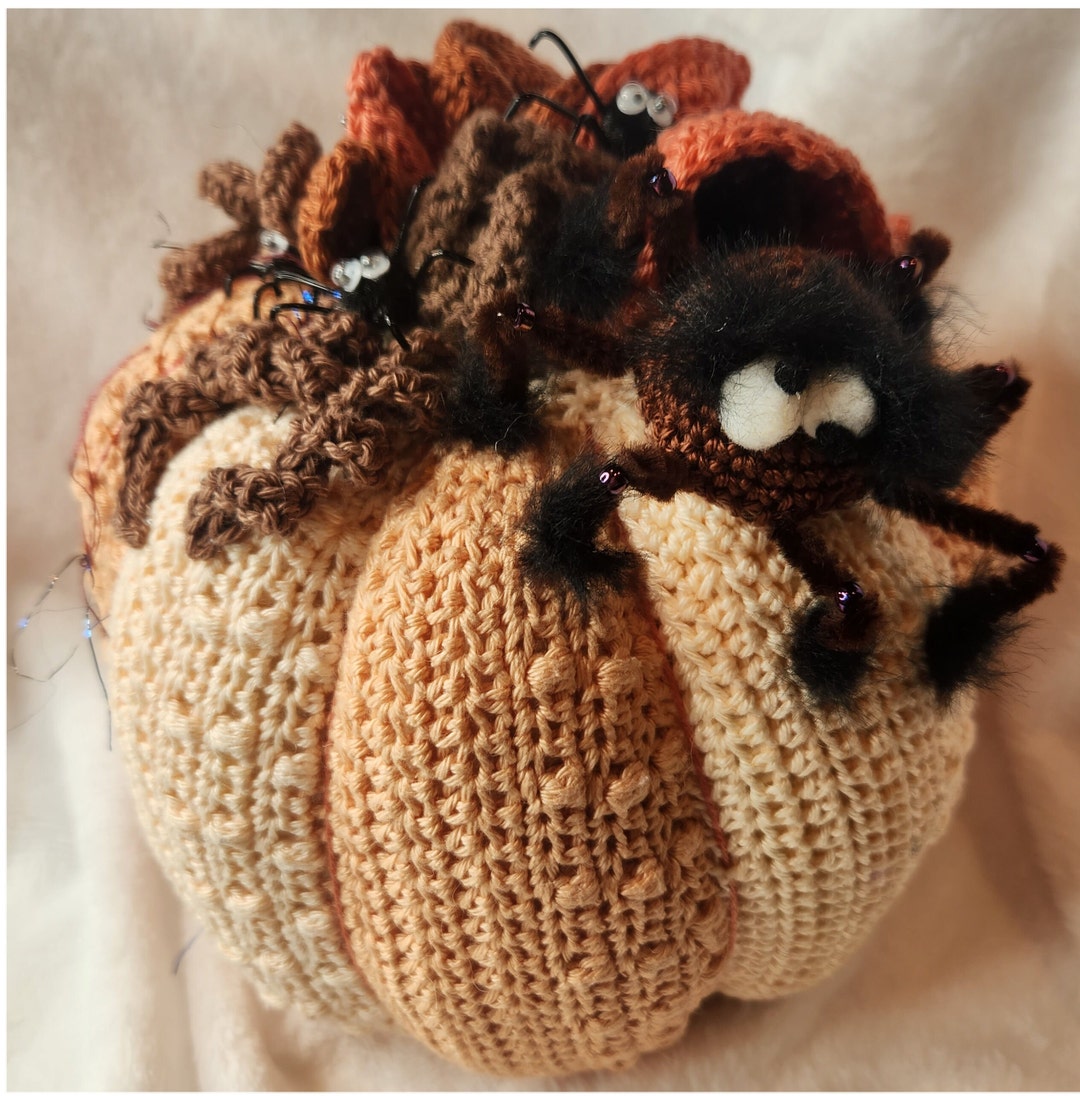 Who's Lookin at You? Gourd and Spider Cluster, Crochet Pattern ...