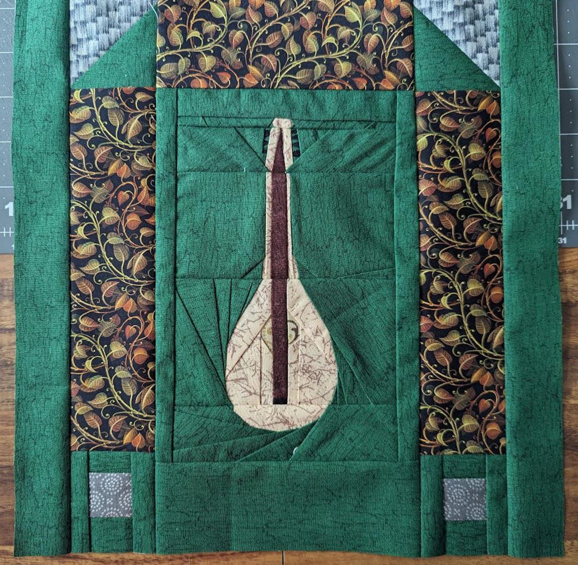 The Lute Paper Piecing Pattern - Etsy