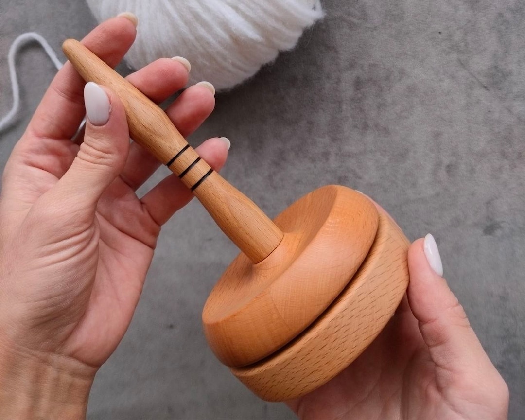 Small Beechwood Yarn Holder, Wooden Yarn Spool Holder, Knitting Tools ...
