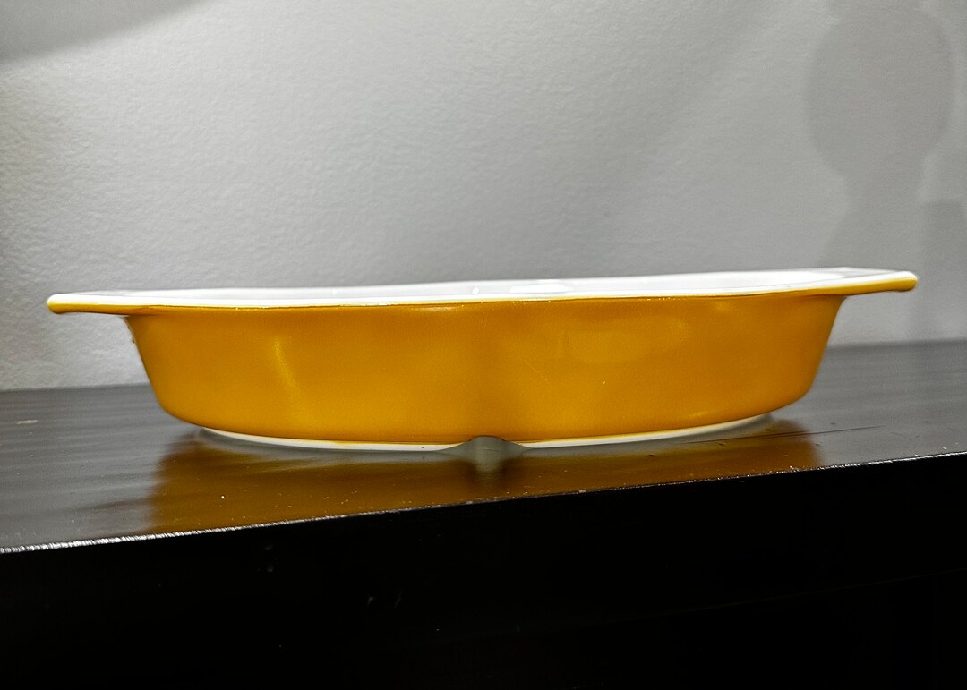 Vintage Pyrex Oval Divided Baking Dish in Butterfly Gold - Etsy